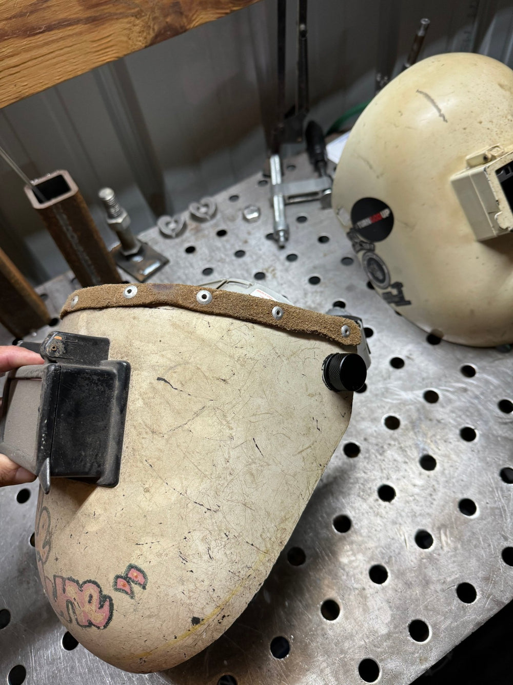 Aluminum Fiber Metal Headgear Adapter For Sugar Scoop